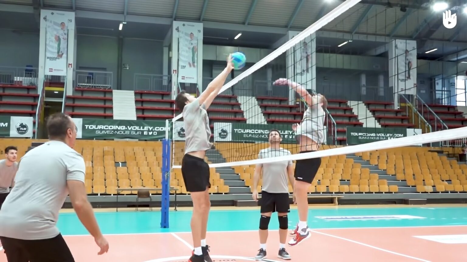 What Does Sideout Mean in Volleyball? - Rally Scoring vs. Sideout